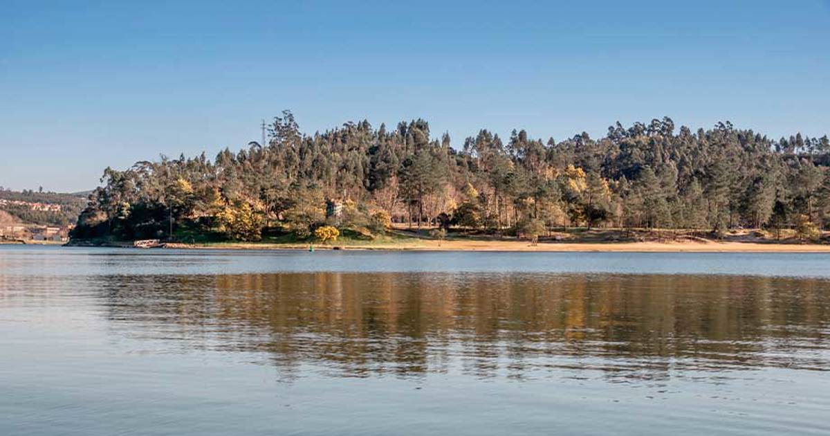 Praia da Lomba, os meandros de Melres
