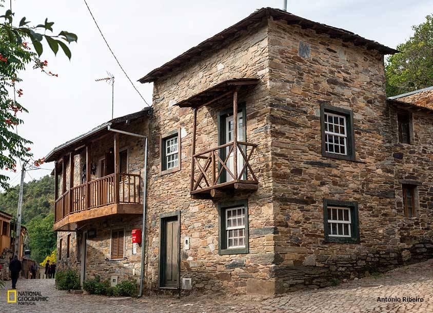 Rio de Onor, uma aldeia unida pela fronteira